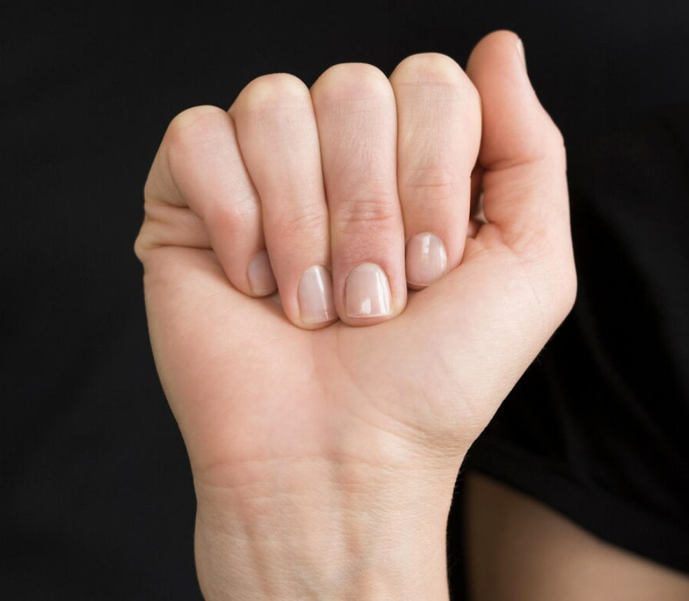 8 Short Nail Art Ideas That Don't Require Extensions - Fratellos Pizzeria