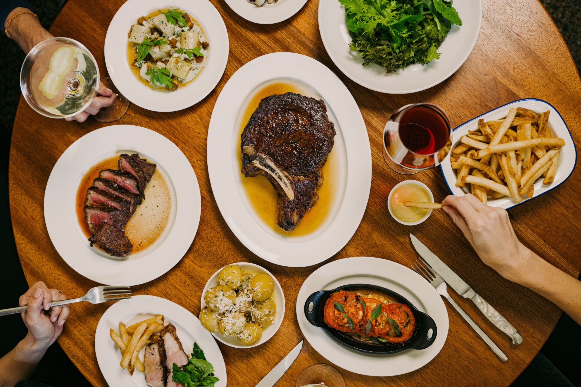 8 Steakhouse Chains Where the Sides Are Better Than the Steaks ...