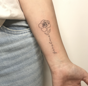 7 Beautiful Rose Tattoos With Names For A Unique Identity - Fratellos ...